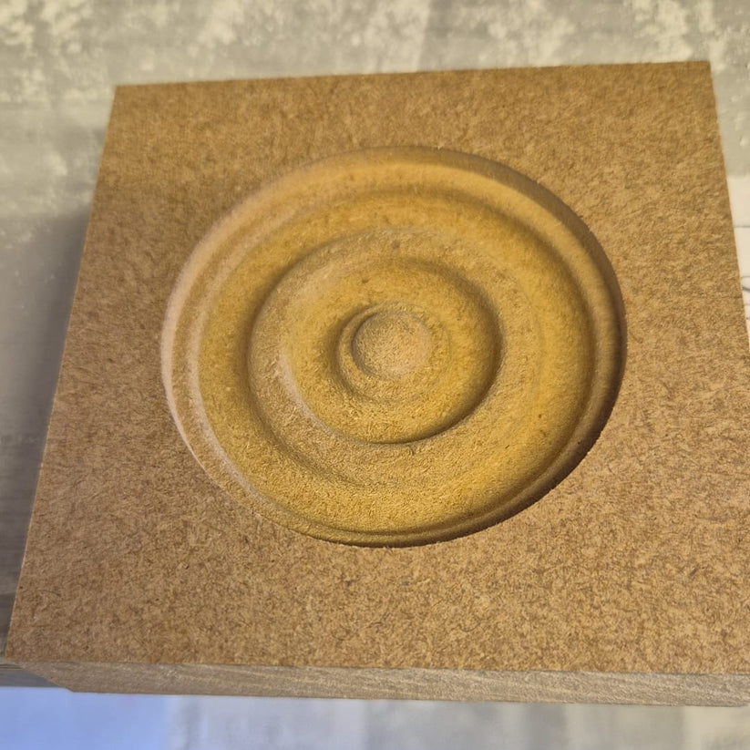 Victorian Timber Corner Block 95 x 95 x 20mm | Plaster Ceiling Roses