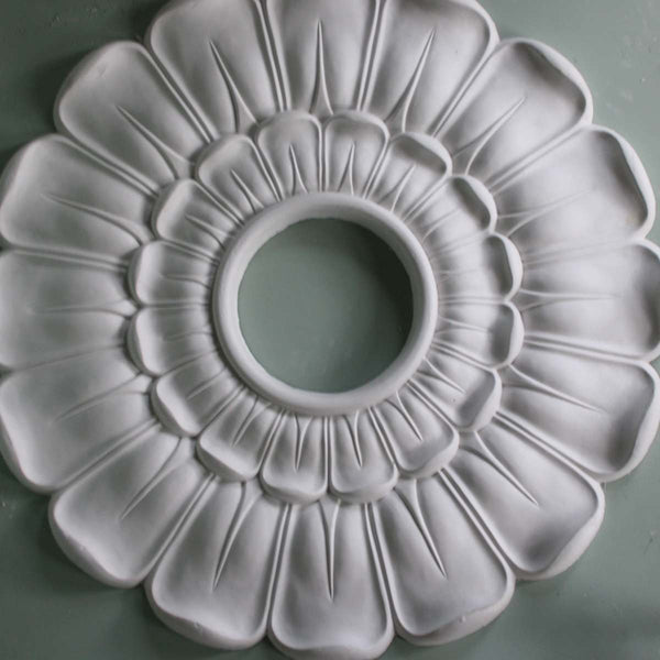 Extra Large Ceiling Rose 1220mm LPR009 | Plaster Ceiling Roses